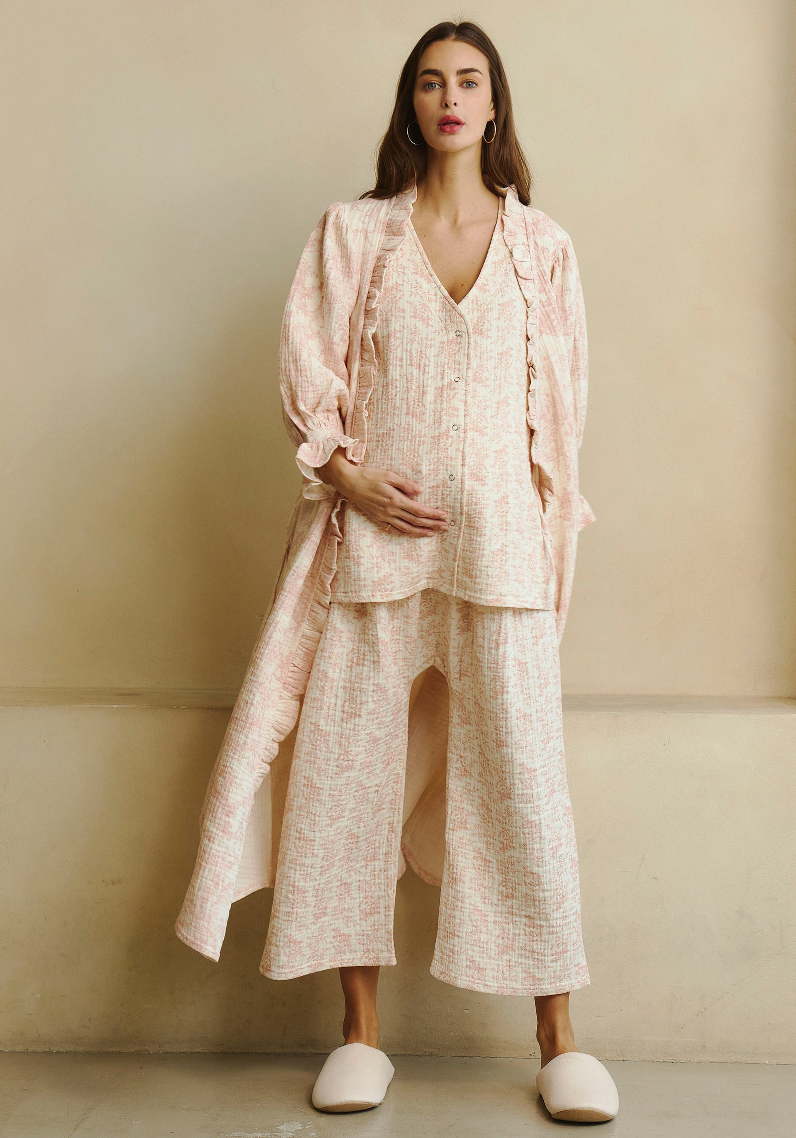 NOTHING FITS BUT (나띵피츠벗)